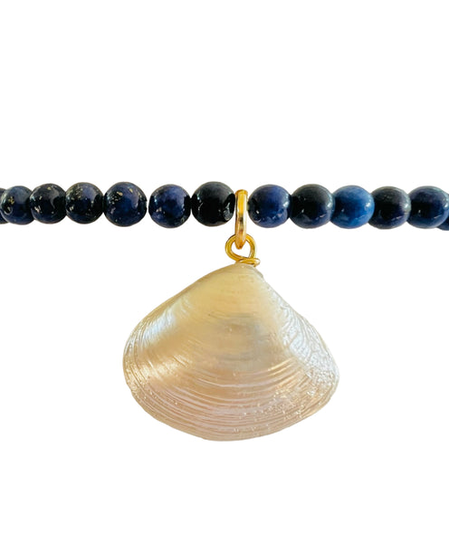 Lapis Shell Stretch Bracelet – Sissy Yates Designs